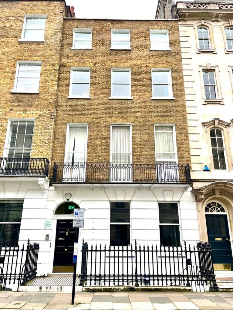 Contact | Dr George Roman